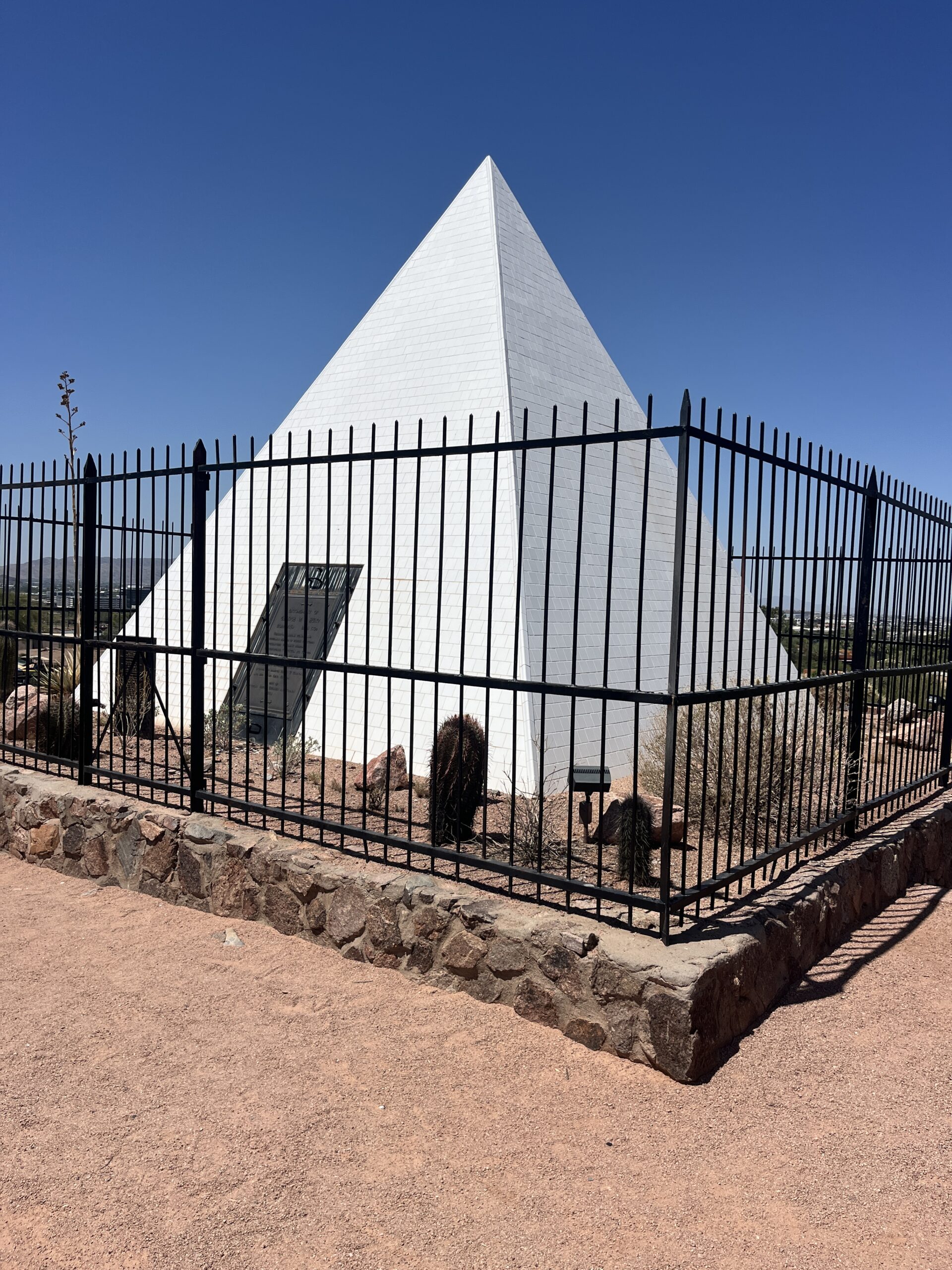Embracing Arizona: The Hunt Tomb - Relentless: Writer | Strategist ...